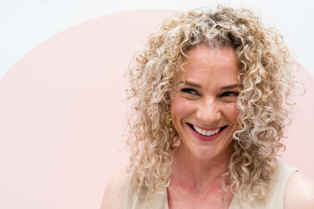 About Curls – Crown Curly